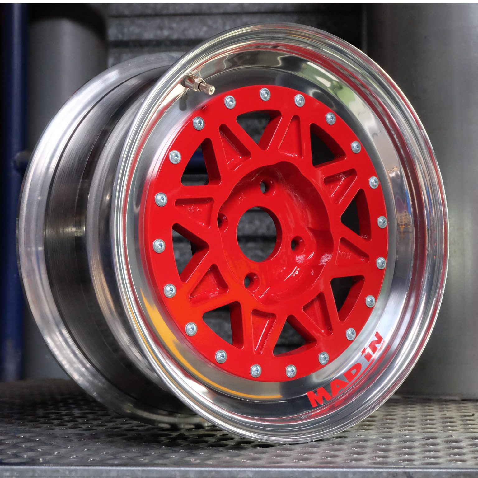 Voiles de jantes Mad In - 15 pouces - 20 trous - Mad In - Jantes sur-mesure