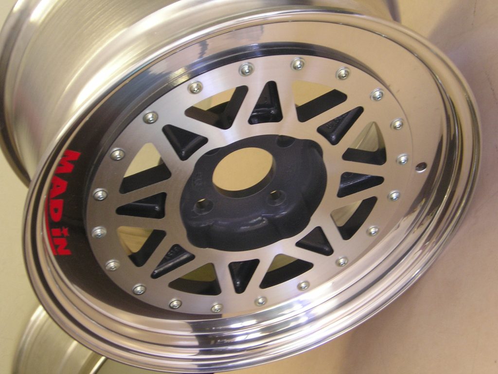 Mad In - 15C Light wheel (15'') - Custom wheels